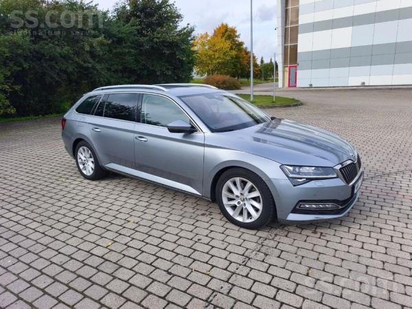 Skoda SuperB 2020 in Dobele on AUTOMOTO.COM.LV Grey Skoda SuperB 2020 in Dobele, with an engine capacity of 2.00 L and mileage of 203 thousand km for 17800 €, photo 4 on AUTOMOTO.COM.LV
