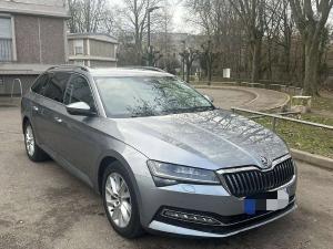 Pelēks Skoda SuperB 2021 Kauņa, ar dzinēja tilpumu 1.97 L un nobraukumu 279 tūkst. km par 14600 €, foto  vietnē AUTOMOTO.COM.LV