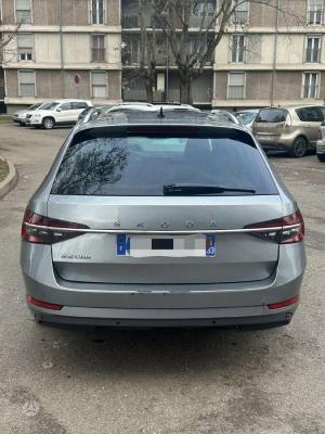 Grey Skoda SuperB 2021 in Kaunas, with an engine capacity of 1.97 L and mileage of 279 thousand km for 14600 €, photo 4 on AUTOMOTO.COM.LV