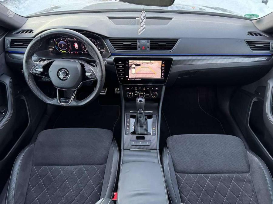 Grey Skoda SuperB 2021 in Vilnius, with an engine capacity of 0.00 L and mileage of 162 thousand km for 20200 €, photo 18 on AUTOMOTO.COM.LV
