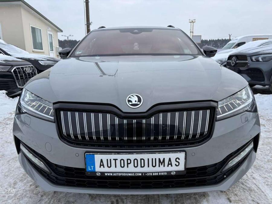 Pelēks Skoda SuperB 2021 Viļņa, ar dzinēja tilpumu 0.00 L un nobraukumu 93 tūkst. km par 25300 €, foto 3 vietnē AUTOMOTO.COM.LV