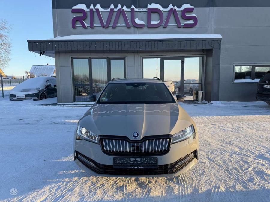 Grey Skoda SuperB 2021 in Siauliai, with an engine capacity of 1.40 L and mileage of 173 thousand km for 20999 €, photo 1 on AUTOMOTO.COM.LV