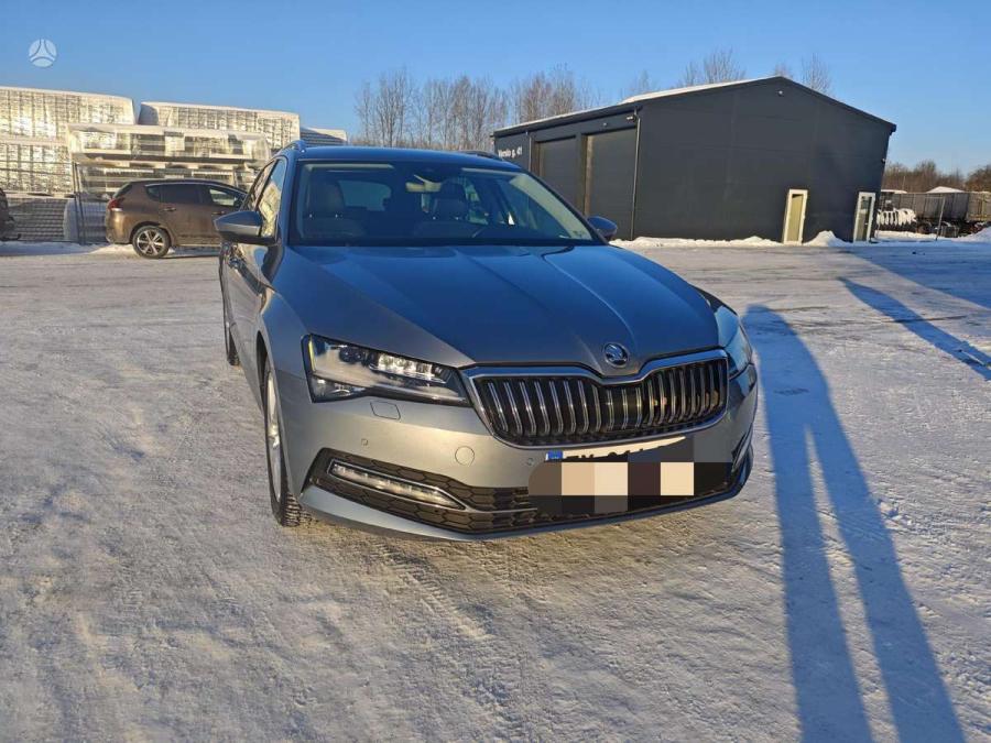 Grey Skoda SuperB 2021 in Kaunas, with an engine capacity of 1.97 L and mileage of 270 thousand km for 14990 €, photo 19 on AUTOMOTO.COM.LV