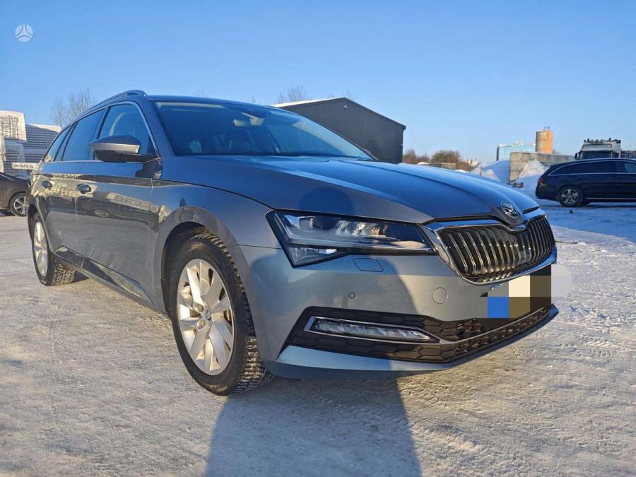 Grey Skoda SuperB 2021 in Kaunas, with an engine capacity of 1.97 L and mileage of 270 thousand km for 14990 €, photo 20 on AUTOMOTO.COM.LV