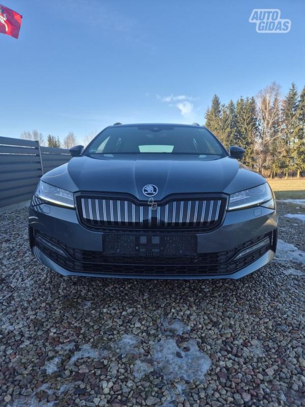 Pelēks Skoda SuperB 2021 Vilkaviškis, ar dzinēja tilpumu 1.40 L un nobraukumu 201 tūkst. km par 17200 €, foto 9 vietnē AUTOMOTO.COM.LV