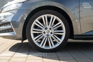 Pelēks Skoda SuperB 2021 Viļņa, ar dzinēja tilpumu 1.40 L un nobraukumu 126 tūkst. km par 20800 €, foto 5 vietnē AUTOMOTO.COM.LV