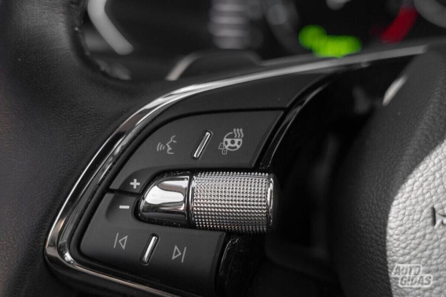 Pelēks Skoda SuperB 2021 Viļņa, ar dzinēja tilpumu 1.40 L un nobraukumu 126 tūkst. km par 20800 €, foto 18 vietnē AUTOMOTO.COM.LV