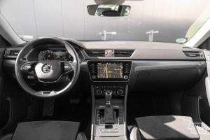 Pelēks Skoda SuperB 2021 Viļņa, ar dzinēja tilpumu 1.40 L un nobraukumu 126 tūkst. km par 20800 €, foto 20 vietnē AUTOMOTO.COM.LV