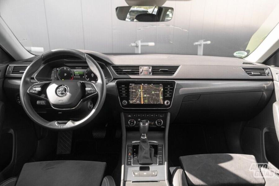 Pelēks Skoda SuperB 2021 Viļņa, ar dzinēja tilpumu 1.40 L un nobraukumu 126 tūkst. km par 20800 €, foto 20 vietnē AUTOMOTO.COM.LV