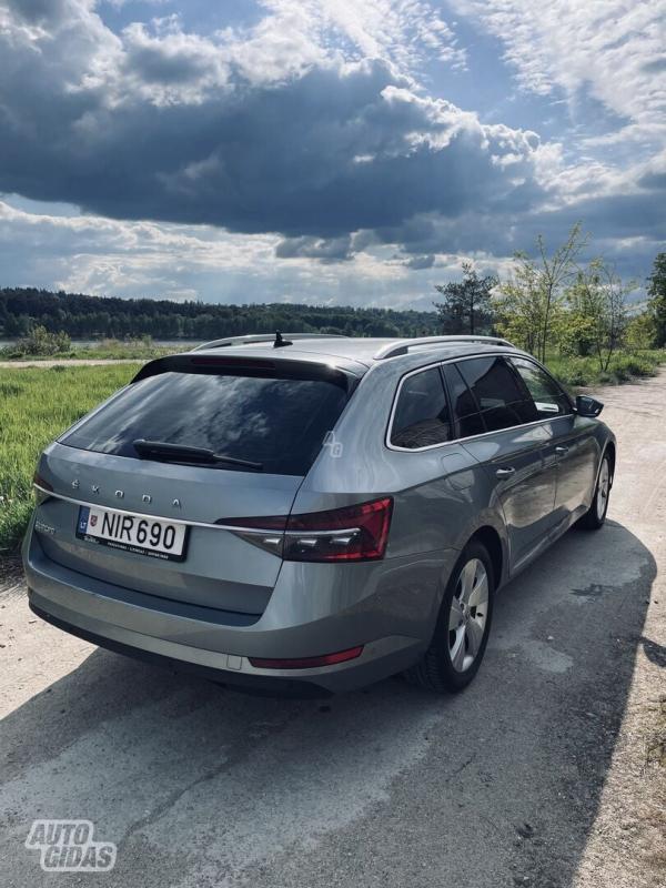 Grey Skoda SuperB 2021 in Kaunas, with an engine capacity of 2.00 L and mileage of 203 thousand km for 14500 €, photo 4 on AUTOMOTO.COM.LV