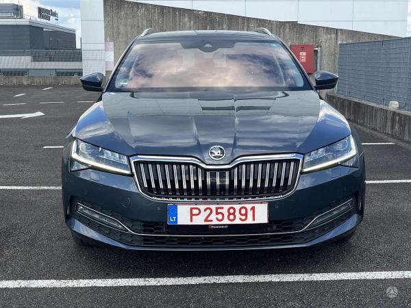 Grey Skoda SuperB 2021 in Vilnius, with an engine capacity of 1.97 L and mileage of 213 thousand km for 18900 €, photo 3 on AUTOMOTO.COM.LV