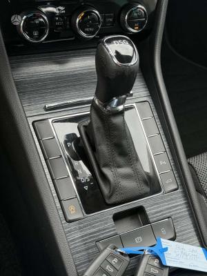 Grey Skoda SuperB 2021 in Raseiniai, with an engine capacity of 1.97 L and mileage of 216 thousand km for 16800 €, photo 37 on AUTOMOTO.COM.LV