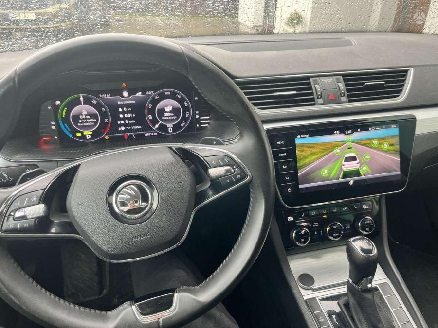 Pelēks Skoda SuperB 2021 Viļņa, ar dzinēja tilpumu 1.40 L un nobraukumu 140 tūkst. km par 16500 €, foto 3 vietnē AUTOMOTO.COM.LV