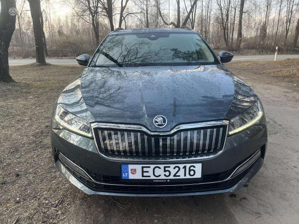 Grey Skoda SuperB 2021 in Vilnius, with an engine capacity of 1.40 L and mileage of 140 thousand km for 16500 €, photo 9 on AUTOMOTO.COM.LV