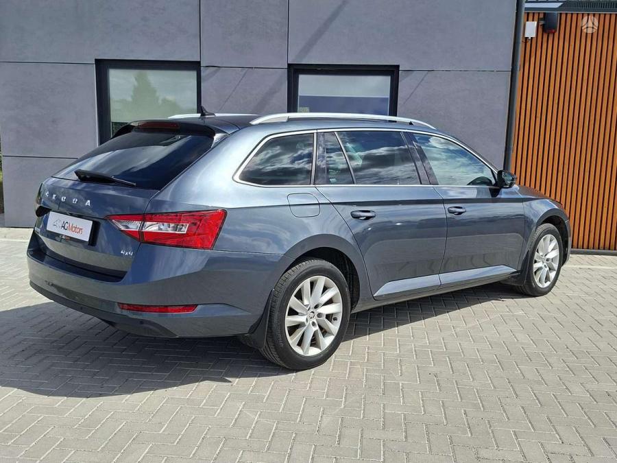 Pelēks Skoda SuperB 2021 Viļņa, ar dzinēja tilpumu 1.97 L un nobraukumu 127 tūkst. km par 19900 €, foto 4 vietnē AUTOMOTO.COM.LV