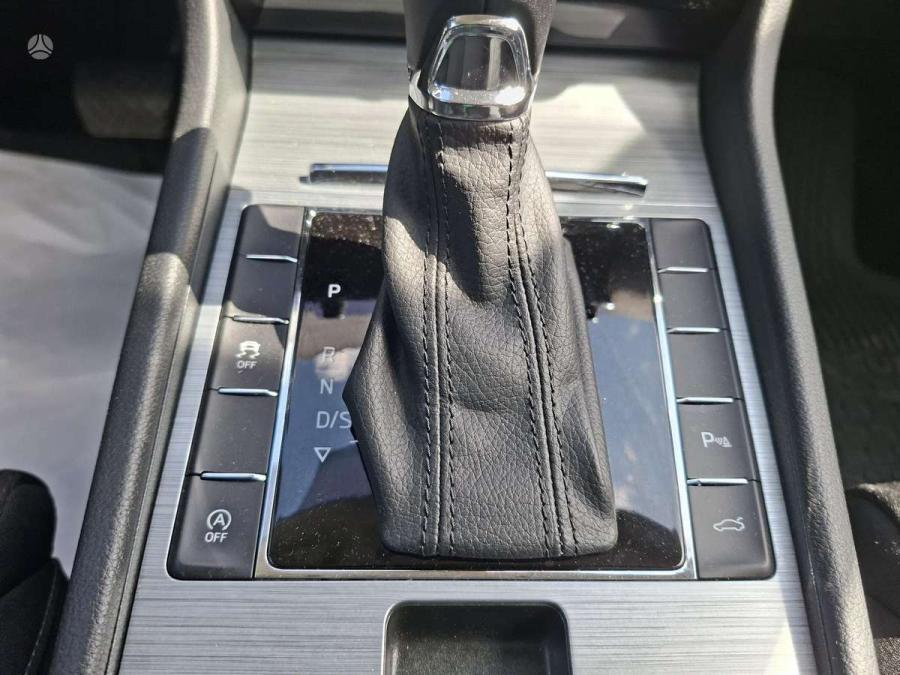 Pelēks Skoda SuperB 2021 Viļņa, ar dzinēja tilpumu 1.97 L un nobraukumu 127 tūkst. km par 19900 €, foto 16 vietnē AUTOMOTO.COM.LV