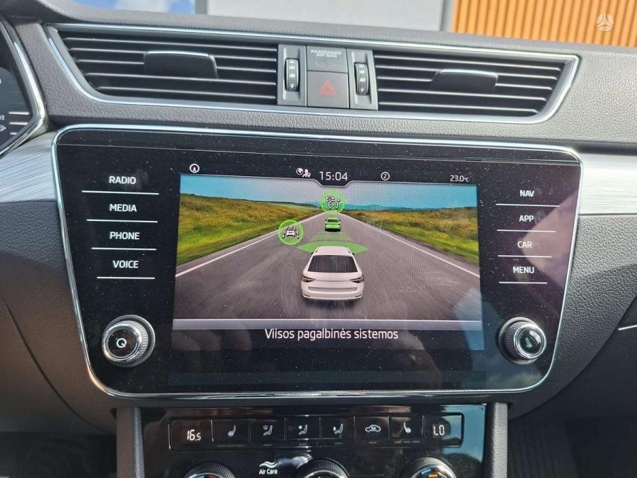 Pelēks Skoda SuperB 2021 Viļņa, ar dzinēja tilpumu 1.97 L un nobraukumu 127 tūkst. km par 19900 €, foto 19 vietnē AUTOMOTO.COM.LV