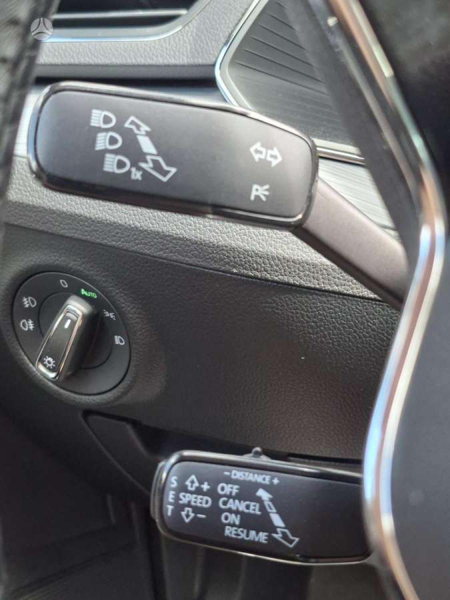 Pelēks Skoda SuperB 2021 Viļņa, ar dzinēja tilpumu 1.97 L un nobraukumu 127 tūkst. km par 19900 €, foto 21 vietnē AUTOMOTO.COM.LV