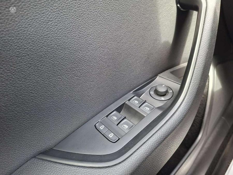 Pelēks Skoda SuperB 2021 Viļņa, ar dzinēja tilpumu 1.97 L un nobraukumu 127 tūkst. km par 19900 €, foto 22 vietnē AUTOMOTO.COM.LV