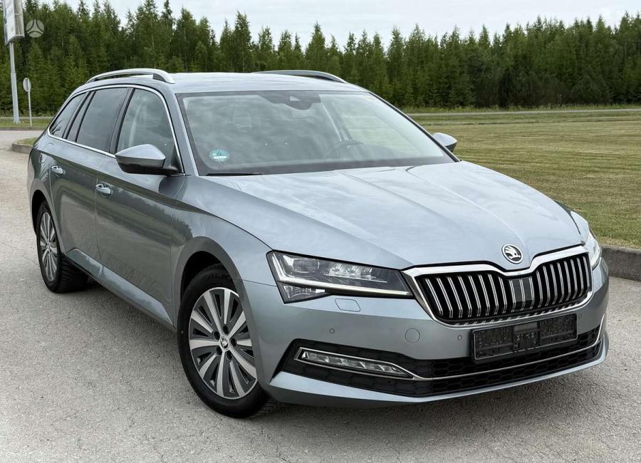 Grey Skoda SuperB 2021 in Raseiniai, with an engine capacity of 1.97 L and mileage of 216 thousand km for 14600 €, photo 1 on AUTOMOTO.COM.LV