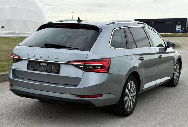 Grey Skoda SuperB 2021 in Raseiniai, with an engine capacity of 1.97 L and mileage of 216 thousand km for 14600 €, photo 4 on AUTOMOTO.COM.LV