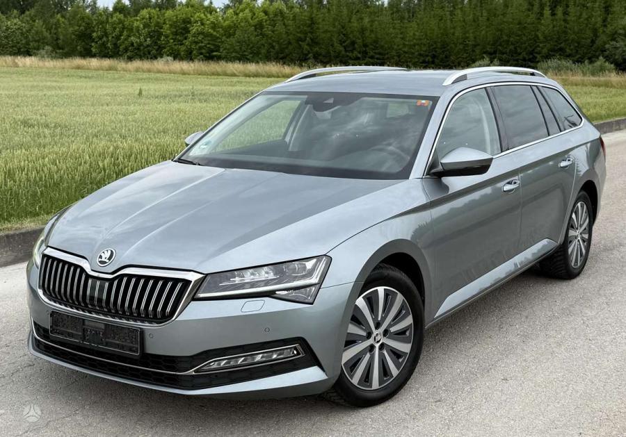Grey Skoda SuperB 2021 in Raseiniai, with an engine capacity of 1.97 L and mileage of 216 thousand km for 14600 €, photo 11 on AUTOMOTO.COM.LV