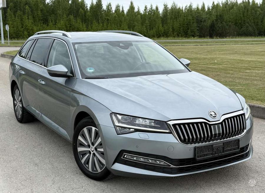 Grey Skoda SuperB 2021 in Raseiniai, with an engine capacity of 1.97 L and mileage of 216 thousand km for 14600 €, photo 14 on AUTOMOTO.COM.LV