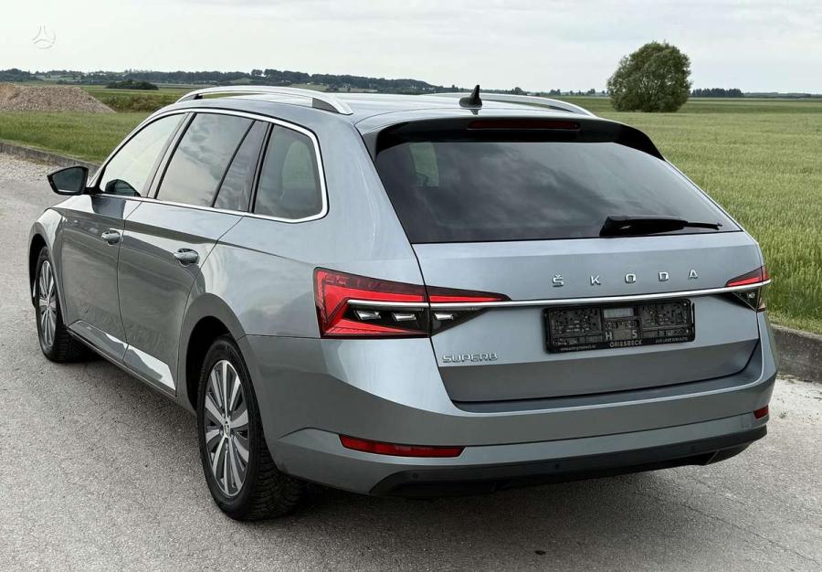 Grey Skoda SuperB 2021 in Raseiniai, with an engine capacity of 1.97 L and mileage of 216 thousand km for 14600 €, photo 18 on AUTOMOTO.COM.LV