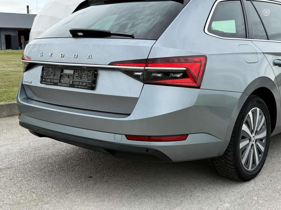 Grey Skoda SuperB 2021 in Raseiniai, with an engine capacity of 1.97 L and mileage of 216 thousand km for 14600 €, photo 21 on AUTOMOTO.COM.LV