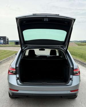 Grey Skoda SuperB 2021 in Raseiniai, with an engine capacity of 1.97 L and mileage of 216 thousand km for 14600 €, photo 24 on AUTOMOTO.COM.LV