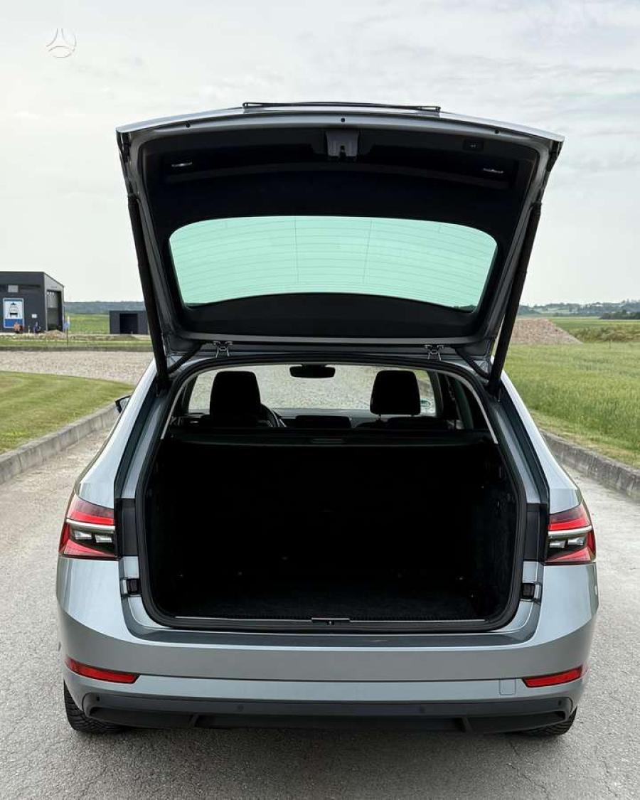 Grey Skoda SuperB 2021 in Raseiniai, with an engine capacity of 1.97 L and mileage of 216 thousand km for 14600 €, photo 24 on AUTOMOTO.COM.LV