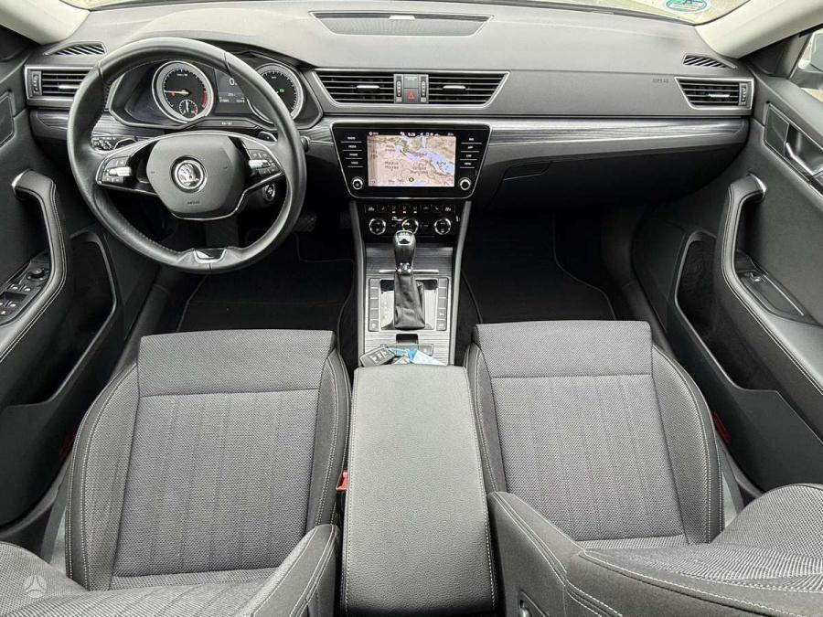 Grey Skoda SuperB 2021 in Raseiniai, with an engine capacity of 1.97 L and mileage of 216 thousand km for 14600 €, photo 28 on AUTOMOTO.COM.LV