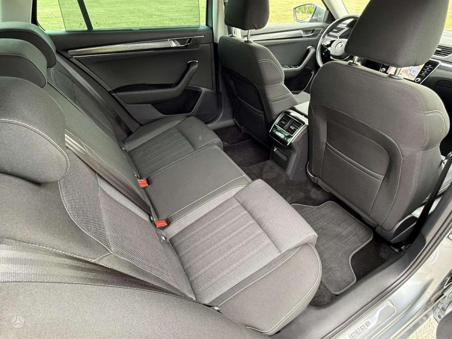 Grey Skoda SuperB 2021 in Raseiniai, with an engine capacity of 1.97 L and mileage of 216 thousand km for 14600 €, photo 35 on AUTOMOTO.COM.LV