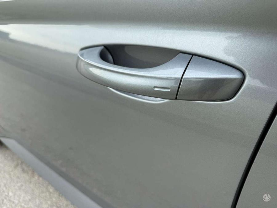 Grey Skoda SuperB 2021 in Raseiniai, with an engine capacity of 1.97 L and mileage of 216 thousand km for 14600 €, photo 46 on AUTOMOTO.COM.LV