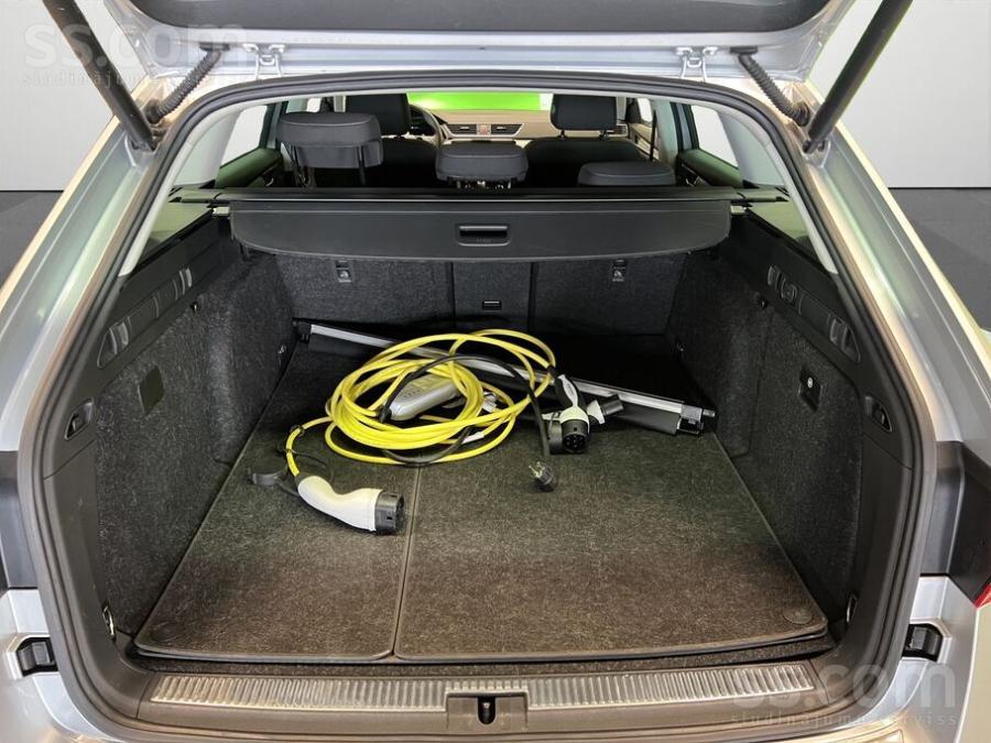 Pelēks Skoda SuperB 2021 Rīga, ar dzinēja tilpumu 1.40 L un nobraukumu 82 tūkst. km par 22490 €, foto 18 vietnē AUTOMOTO.COM.LV