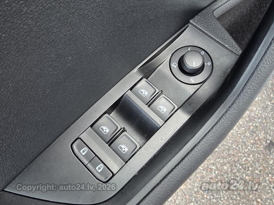 Grey Skoda SuperB 2021 in Tallinn, with an engine capacity of 2.00 L and mileage of 196 thousand km for 16990 €, photo 17 on AUTOMOTO.COM.LV