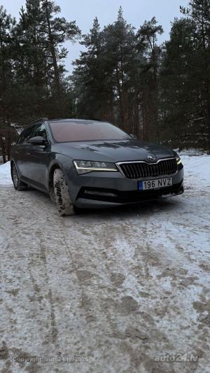 Pelēks Skoda SuperB 2022 Tallina, ar dzinēja tilpumu 2.00 L un nobraukumu 89 tūkst. km par 25000 €, foto  vietnē AUTOMOTO.COM.LV