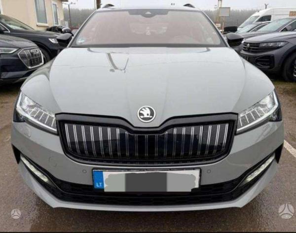 Grey Skoda SuperB 2022 in Vilnius, with an engine capacity of 0.00 L and mileage of 87 thousand km for 26650 €, photo 5 on AUTOMOTO.COM.LV
