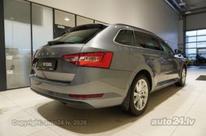 Pelēks Skoda SuperB 2022 Tallina, ar dzinēja tilpumu 1.50 L un nobraukumu 72 tūkst. km par 22700 €, foto 3 vietnē AUTOMOTO.COM.LV