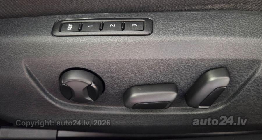 Grey Skoda SuperB 2022 in Tartu, with an engine capacity of 2.00 L and mileage of 154 thousand km for 19790 €, photo 14 on AUTOMOTO.COM.LV
