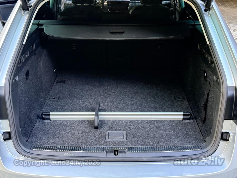 Grey Skoda SuperB 2022 in Tartu, with an engine capacity of 2.00 L and mileage of 214 thousand km for 22990 €, photo 14 on AUTOMOTO.COM.LV