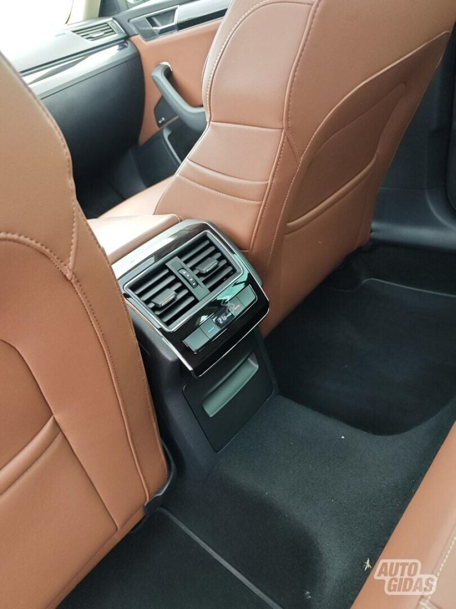 Pelēks Skoda SuperB 2022 Kauņa, ar dzinēja tilpumu 2.00 L un nobraukumu 269 tūkst. km par 16999 €, foto 14 vietnē AUTOMOTO.COM.LV