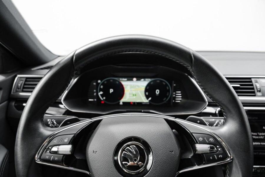 Pelēks Skoda SuperB 2022 Rīga, ar dzinēja tilpumu 2.00 L un nobraukumu 156 tūkst. km par 23900 €, foto 20 vietnē AUTOMOTO.COM.LV