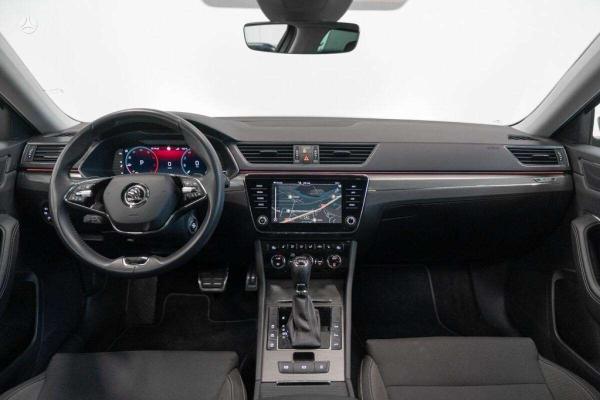 Grey Skoda SuperB 2022 in Vilnius, with an engine capacity of 2.00 L and mileage of 160 thousand km for 21900 €, photo 9 on AUTOMOTO.COM.LV