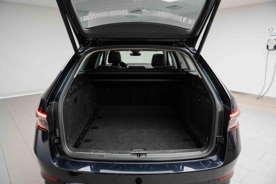 Grey Skoda SuperB 2022 in Peetri, with an engine capacity of 2.00 L and mileage of 113 thousand km for 27000 €, photo 14 on AUTOMOTO.COM.LV