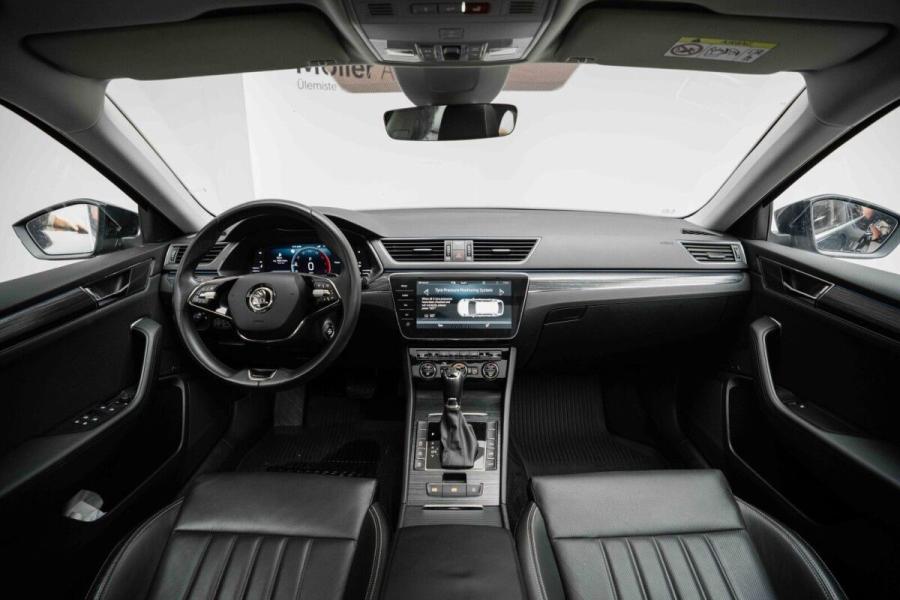 Grey Skoda SuperB 2022 in Peetri, with an engine capacity of 2.00 L and mileage of 113 thousand km for 27000 €, photo 8 on AUTOMOTO.COM.LV