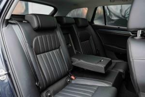 Grey Skoda SuperB 2022 in Peetri, with an engine capacity of 2.00 L and mileage of 113 thousand km for 27000 €, photo 12 on AUTOMOTO.COM.LV