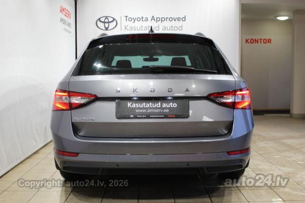 Pelēks Skoda SuperB 2022 Tallina, ar dzinēja tilpumu 2.00 L un nobraukumu 130 tūkst. km par 22990 €, foto 4 vietnē AUTOMOTO.COM.LV