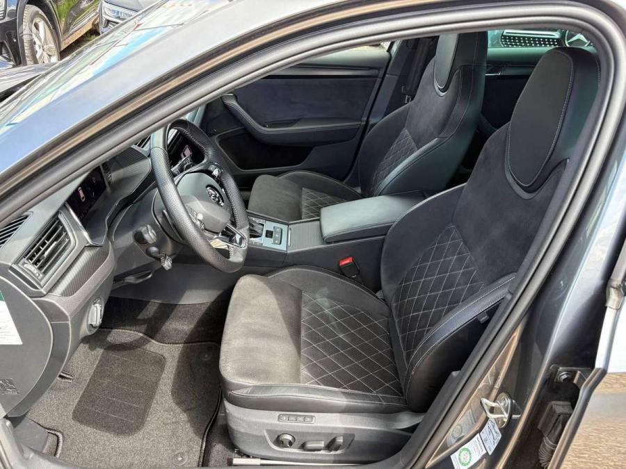 Grey Skoda SuperB 2022 in Vilnius, with an engine capacity of 1.40 L and mileage of 109 thousand km for 22600 €, photo 11 on AUTOMOTO.COM.LV