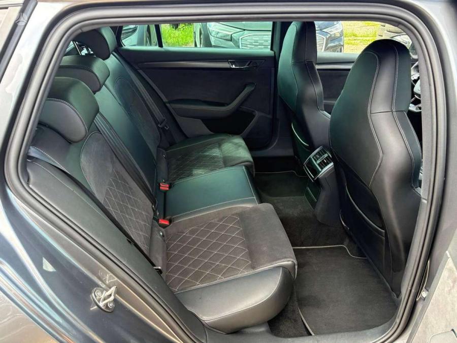 Grey Skoda SuperB 2022 in Vilnius, with an engine capacity of 1.40 L and mileage of 109 thousand km for 22600 €, photo 17 on AUTOMOTO.COM.LV